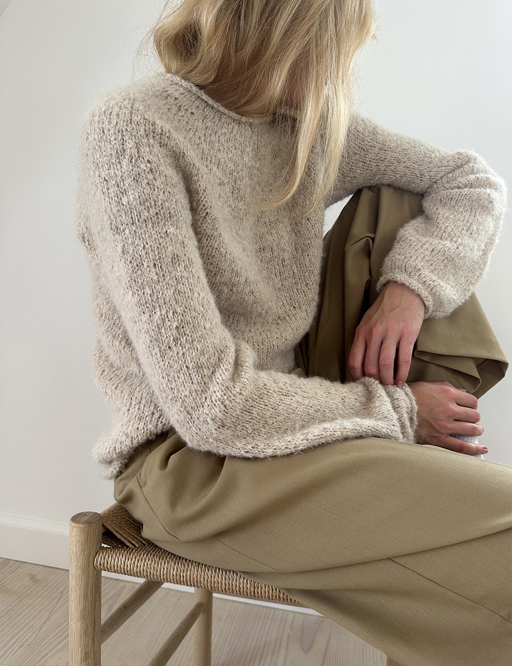 Plain Yoke sweater strikkeopskrift (dansk) - le knit
