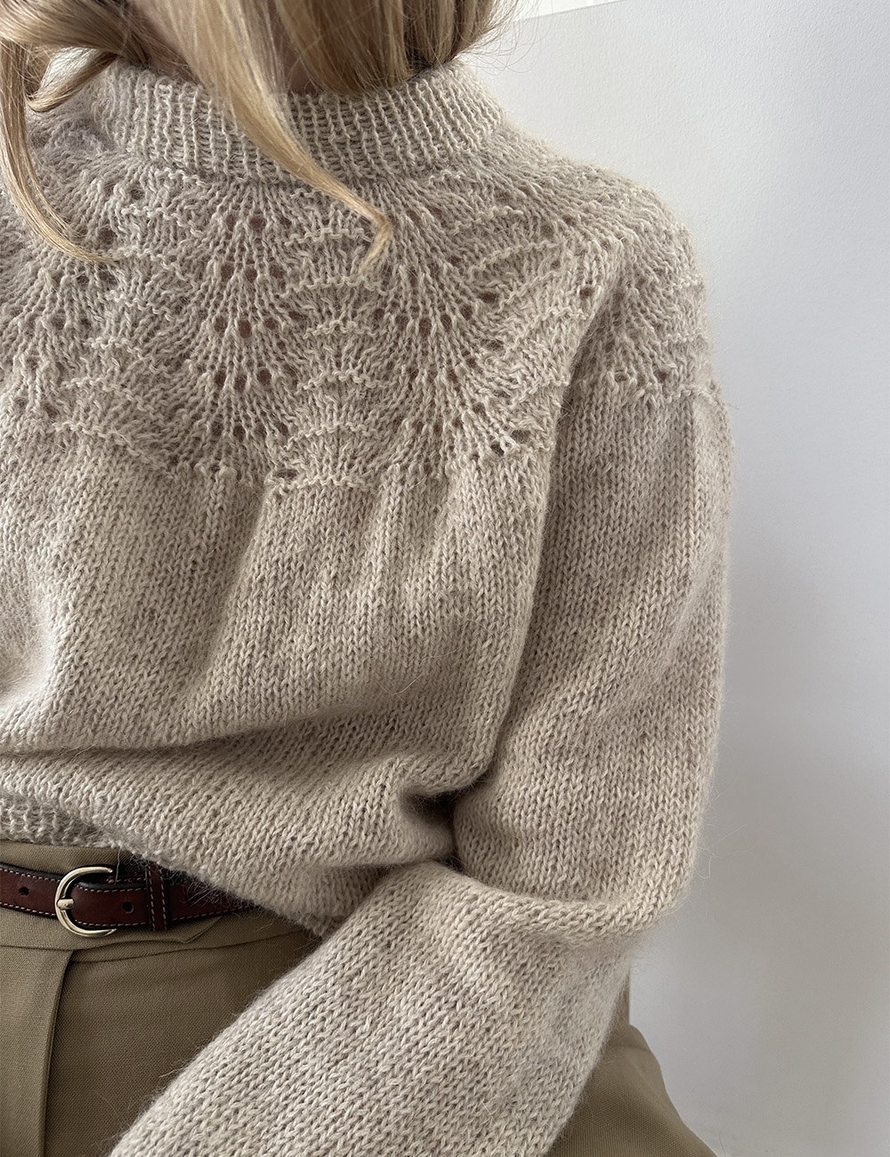 Peacock Jumper knitting pattern (english) - leknit