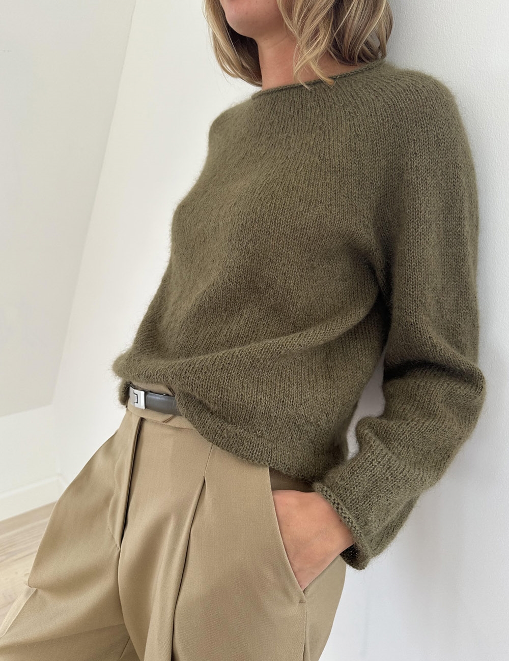 Plain Yoke Blouse strikkeopskrift (dansk) - leknit