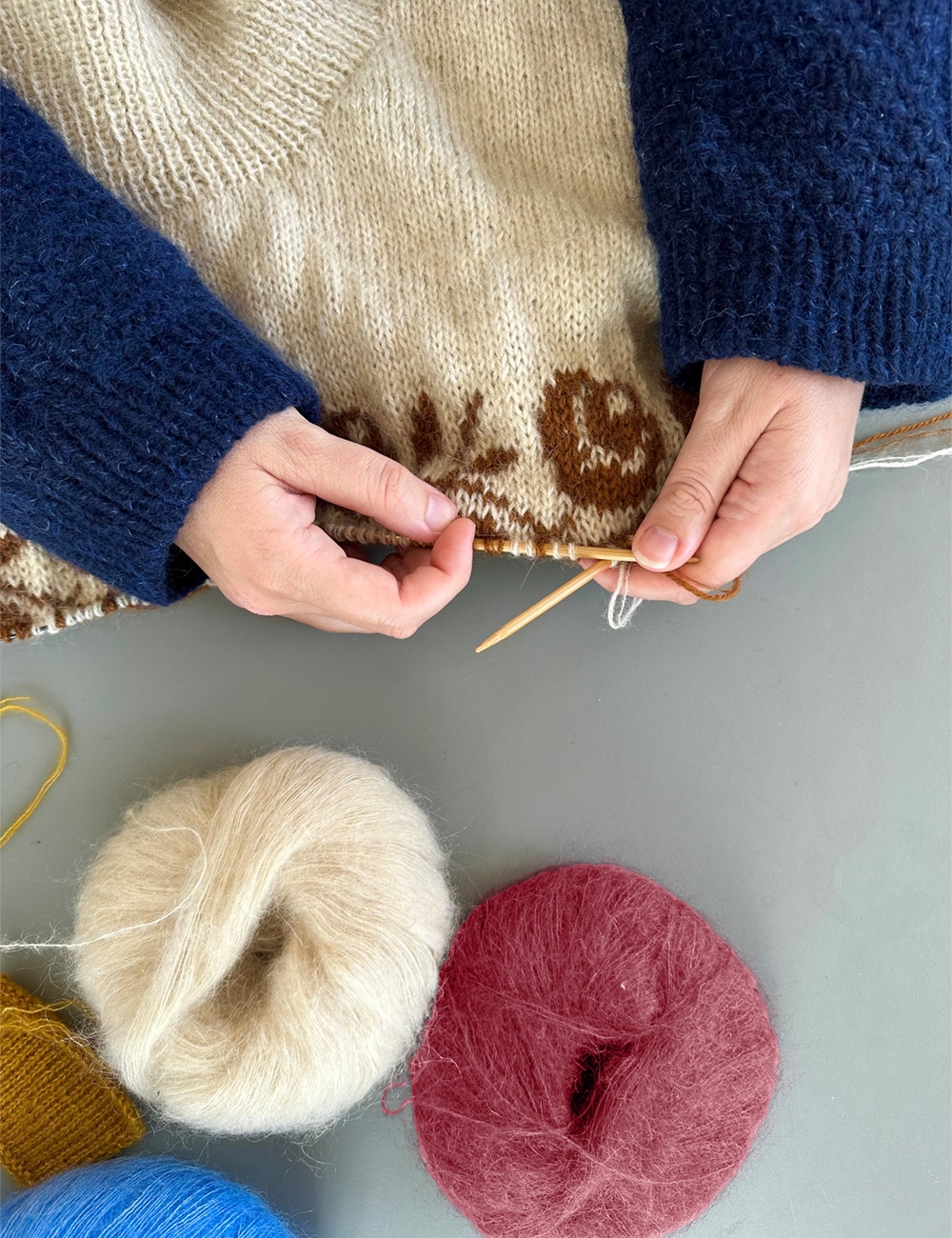 Rosie Sweater knitting pattern - english - leknit